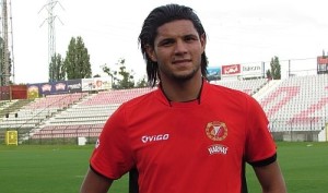 MERCATO: HACHEM ABBES LEAVES POLAND FOR STADE TUNISIEN - AfricaSoccer.com