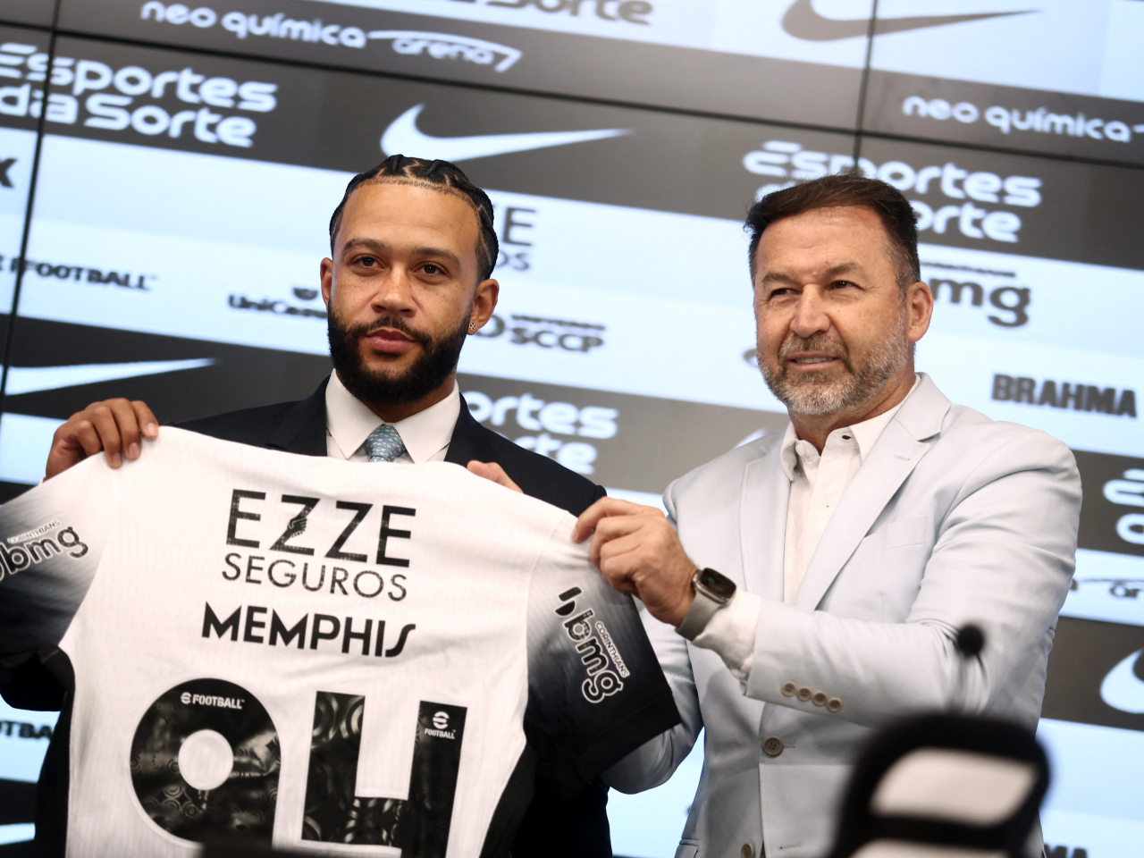 The people in Brazil are like Ghana – Memphis Depay speaks on move to ...